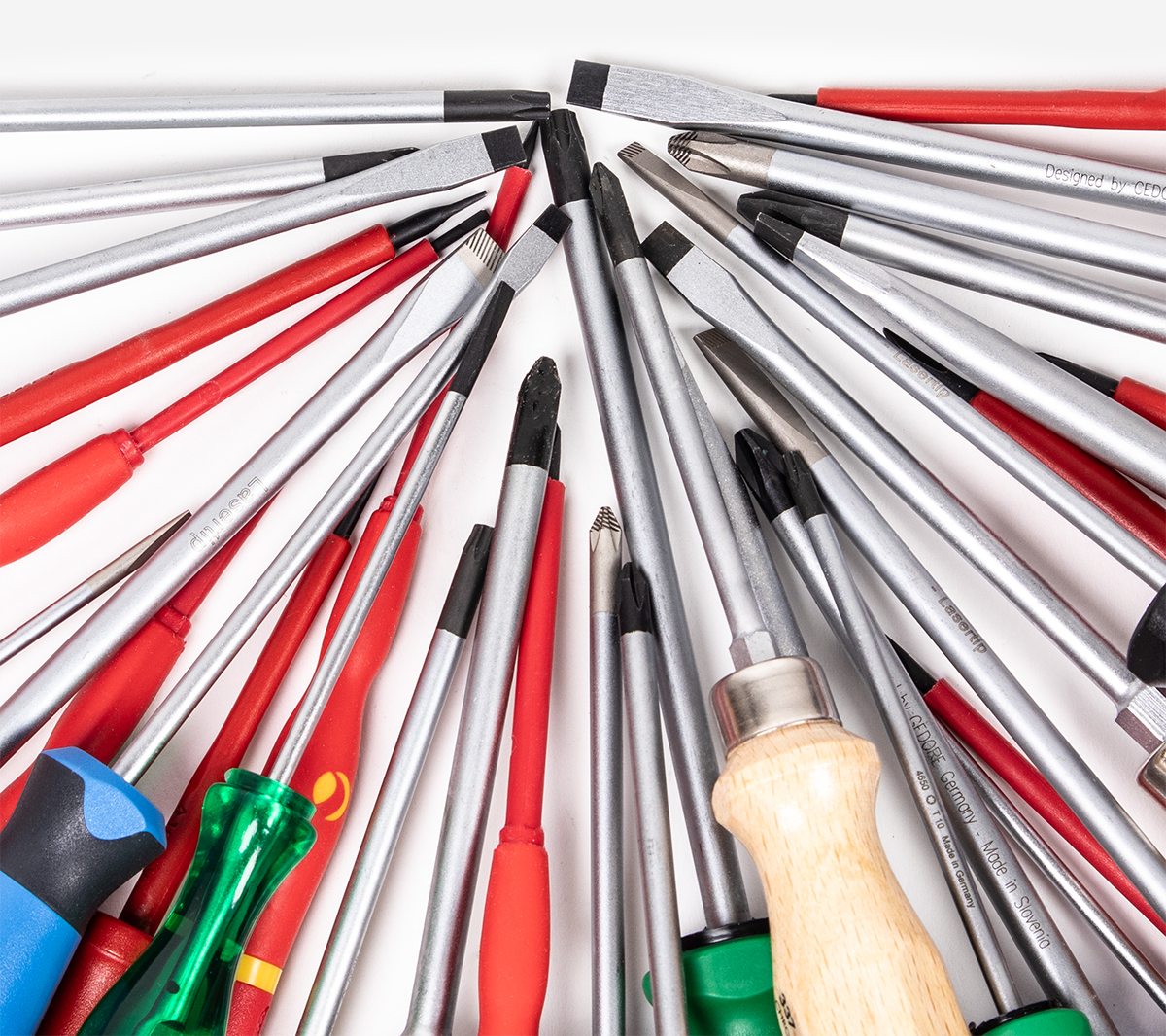 Sweet 16 Screwdriver Sets – German Tools | Knipex Tools | Wera Tools ...